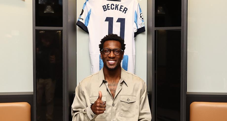 Sheraldo Becker rejoint la Real Sociedad