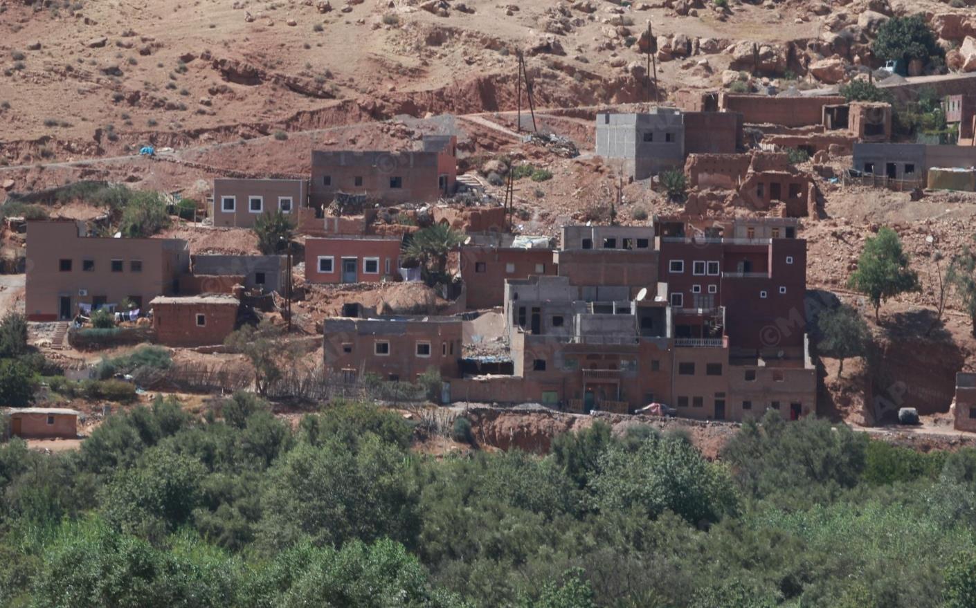 L'opération de reconstruction bat son plein dans toutes les provinces ...